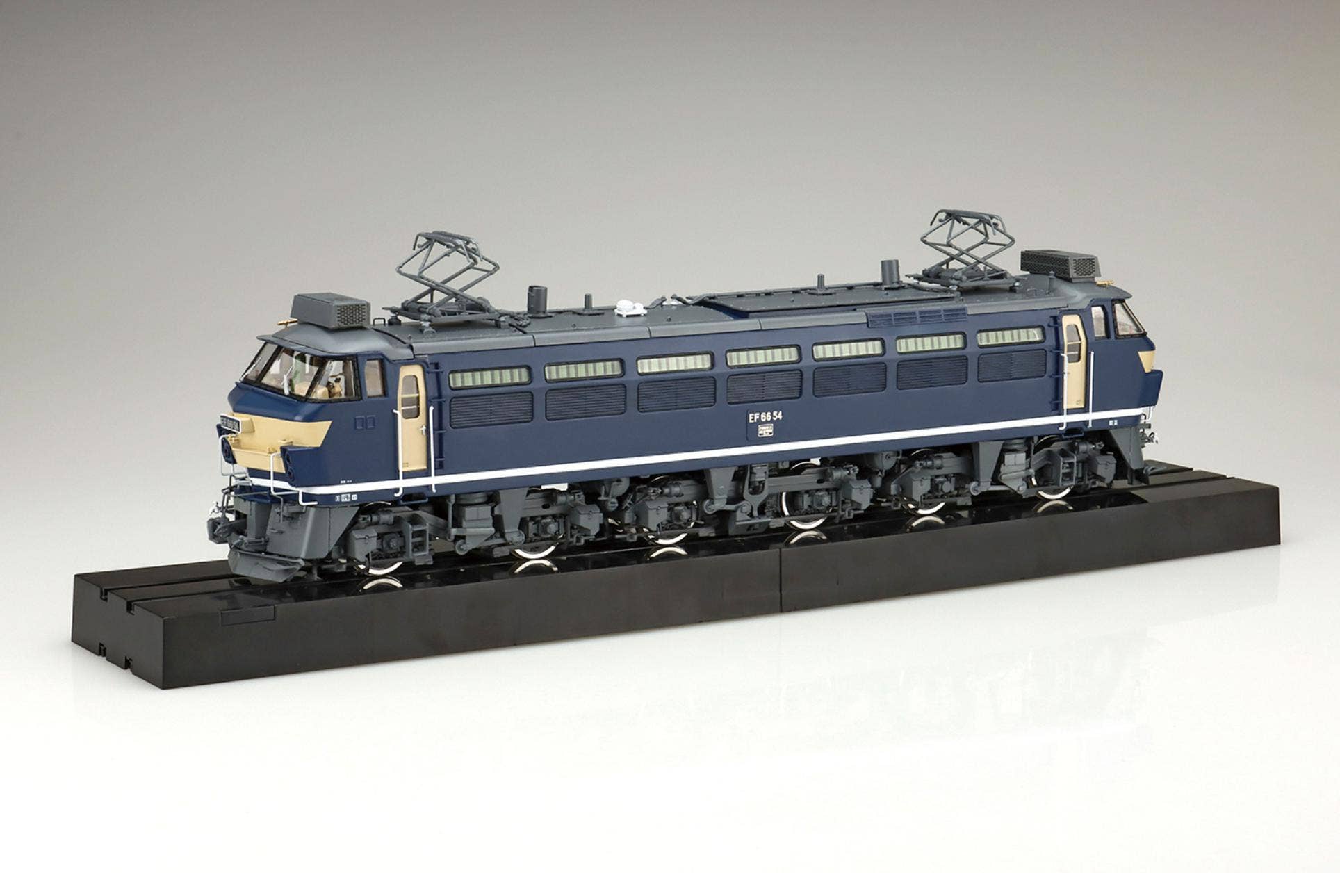 1/45 電気機関車 EF66 後期型 貨物更新機