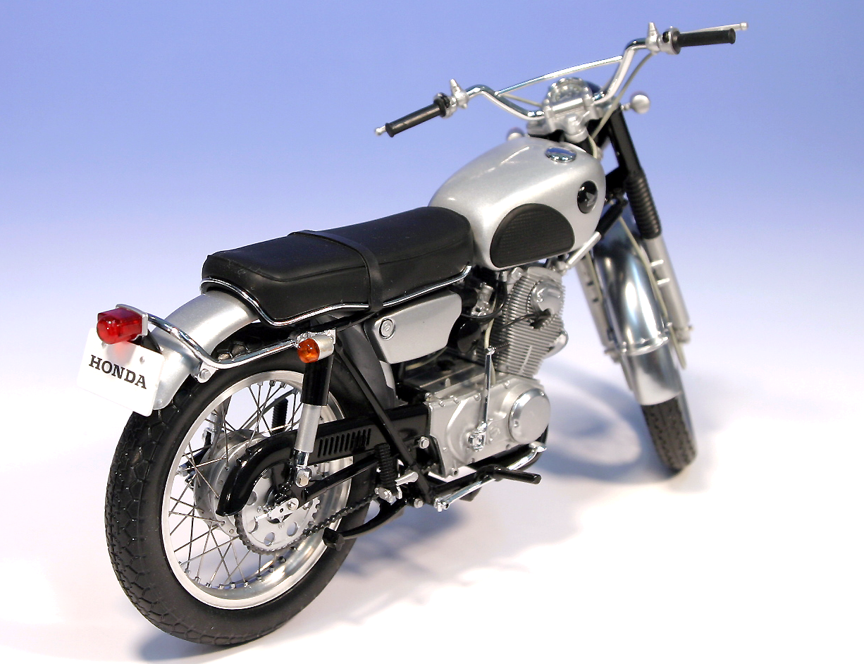 1/10 ホンダ CL72 1962
