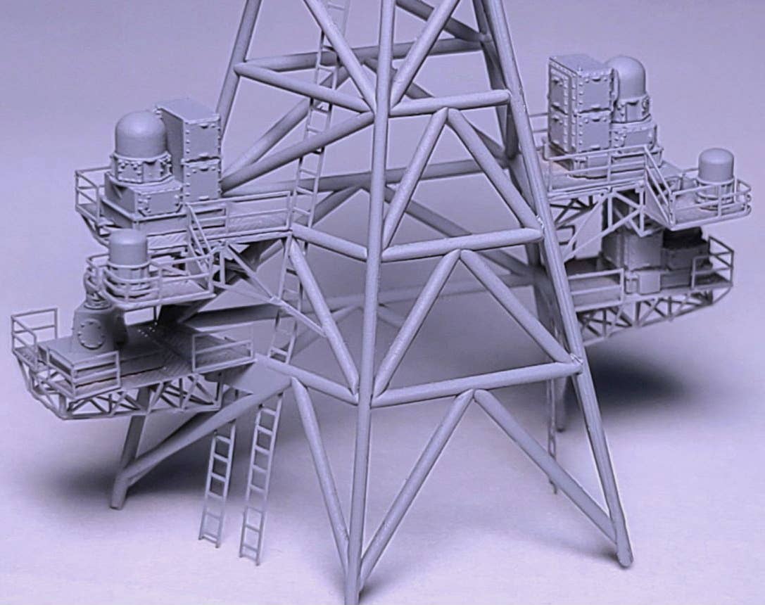 1/350 露海軍 MP-407 スタート-2 ESM装置 (ウダロイ級/ソヴレメンヌイ級/スラヴァ級用) | HLJ.co.jp